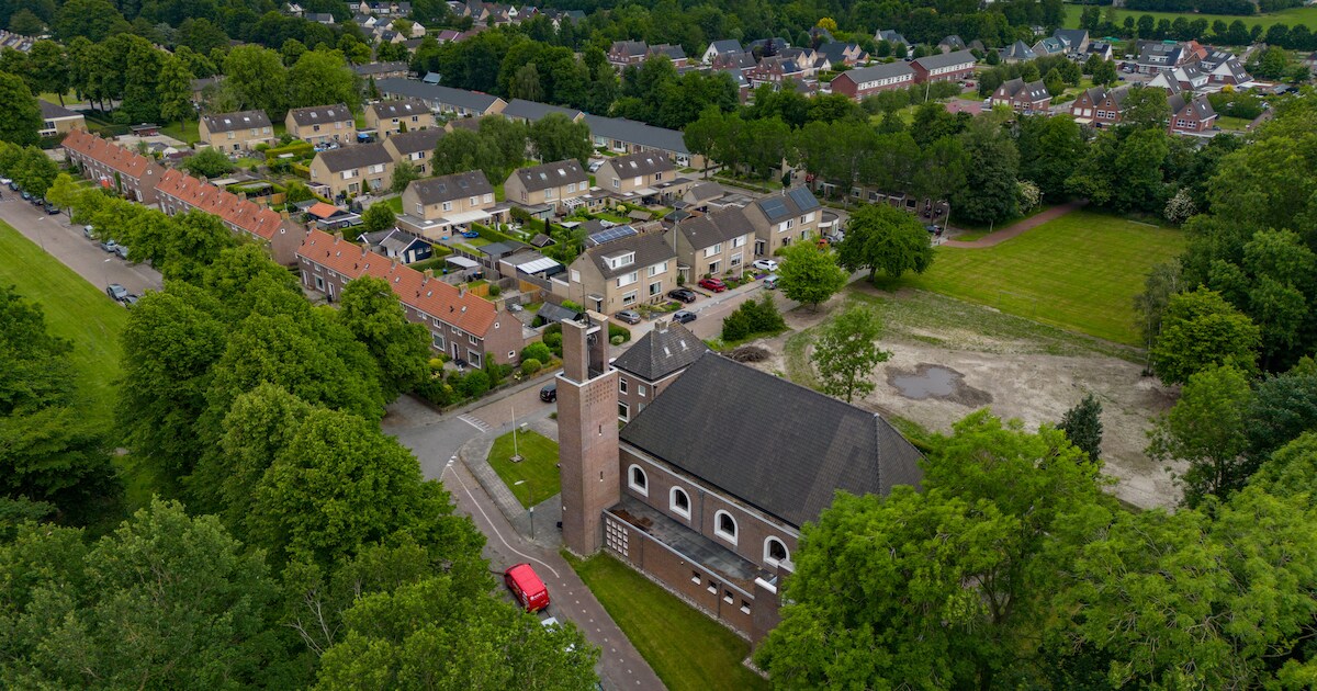Jonge projectontwikkelaar koopt karakteristieke kerk in polderdorpje ...
