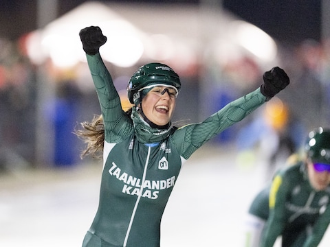 Sofia Schilder (19) wint eerste marathon op natuurijs, Crispijn Ariëns sterkste bij de mannen ...