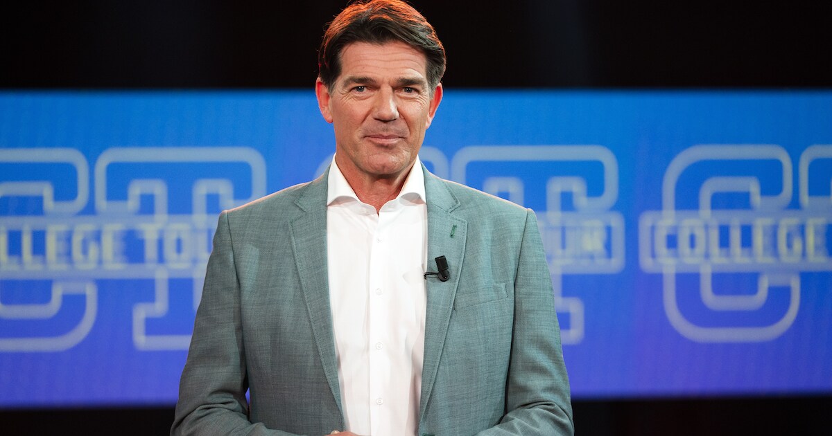 Twan Huys had met de kennis van nu interview met Holleeder geschrapt | Show | destentor.nl