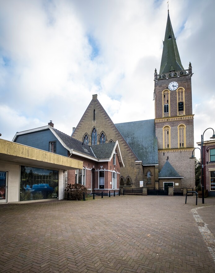 Massale belangstelling voor informatieavond Defensie, bijeenkomst verplaatst naar Johanneskerk ...