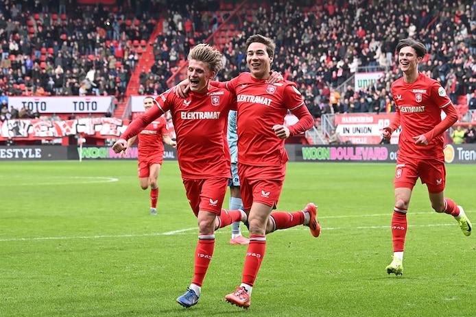 FC Twente verhuurt speler: Eiting maakt het seizoen af bij Sparta | Enschede | destentor.nl