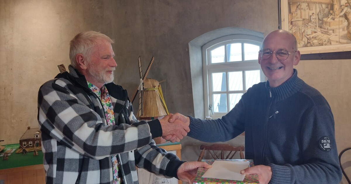 Mijlpaal in molenaarsopleiding: Dik Loman uit Warnsveld 2500ste ...