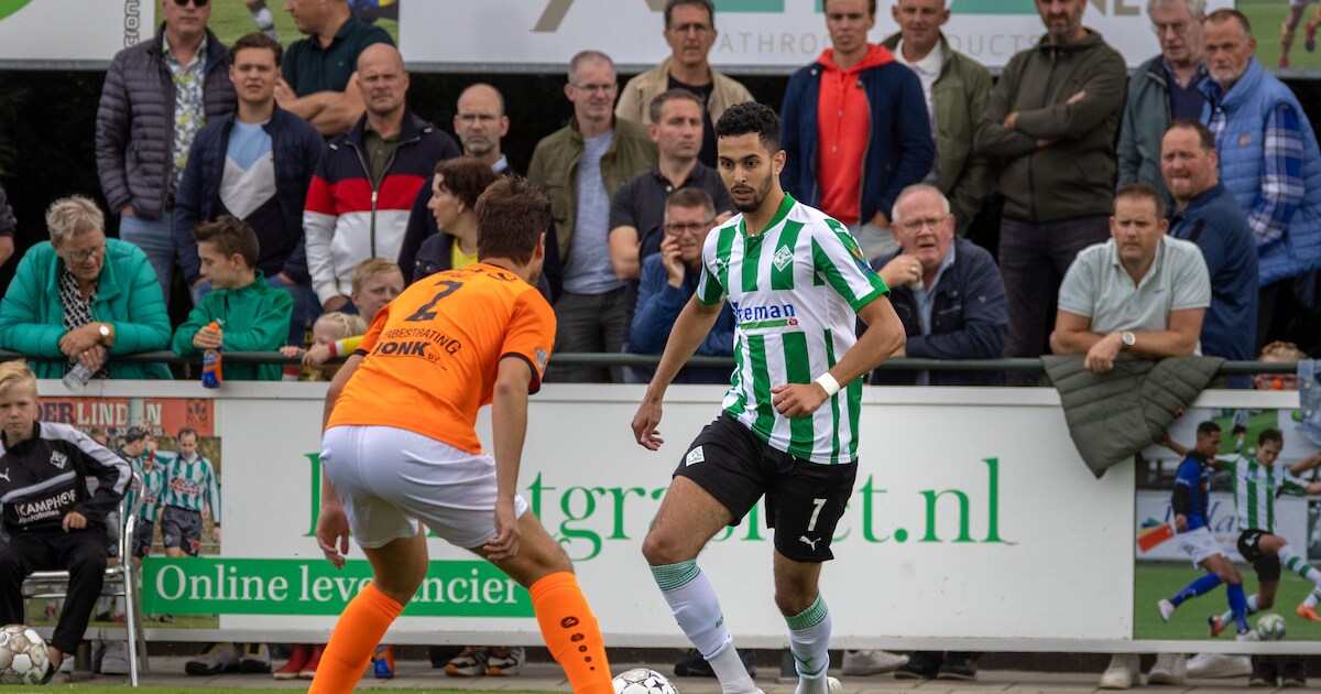 Osama Ben-Kaddour pakt uit met leuke dribbels, maar tegen vijf tegentreffers valt niet te ...