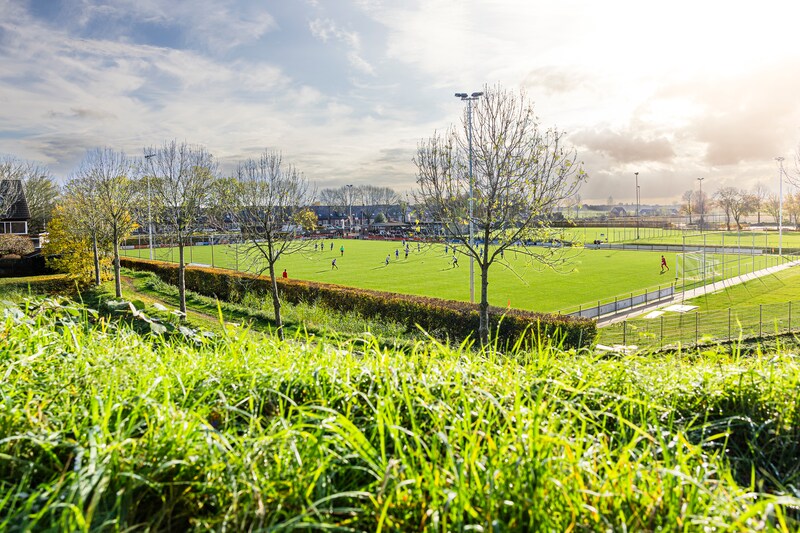 Nieuw hoofdveld is volgende mijlpaal in groei De Hoven, clubhuis is ...