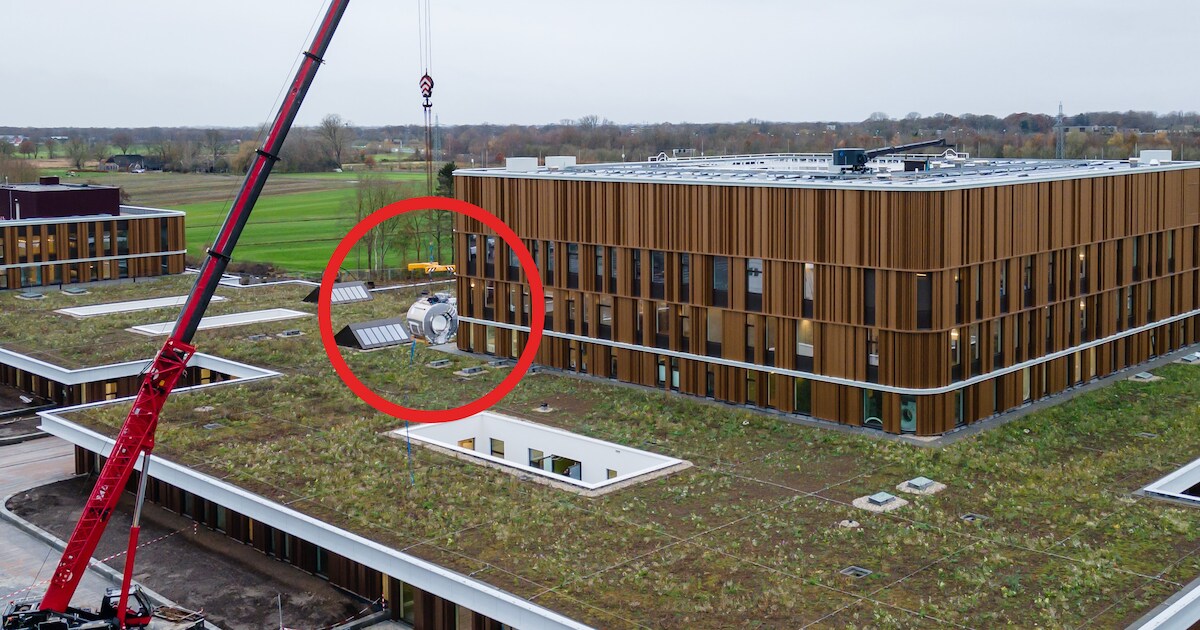 Spectaculaire takelklus met nieuwe MRI-scan in ziekenhuis van Meppel ...