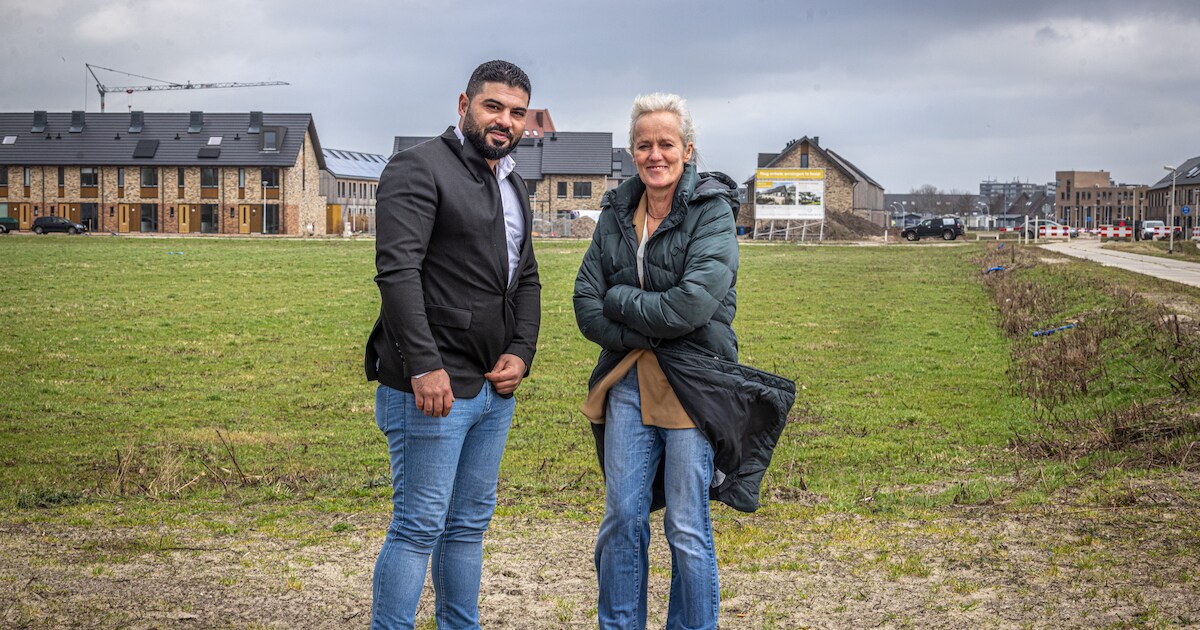 Vluchteling Ayman wil dat asielzoekers huizen (voor zichzelf) bouwen in ...