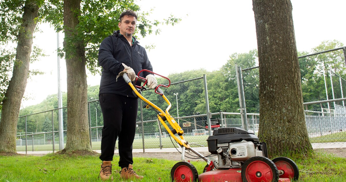 Na twintig jaar vol problemen probeert Nazir (48) in Loenen zijn leven ...