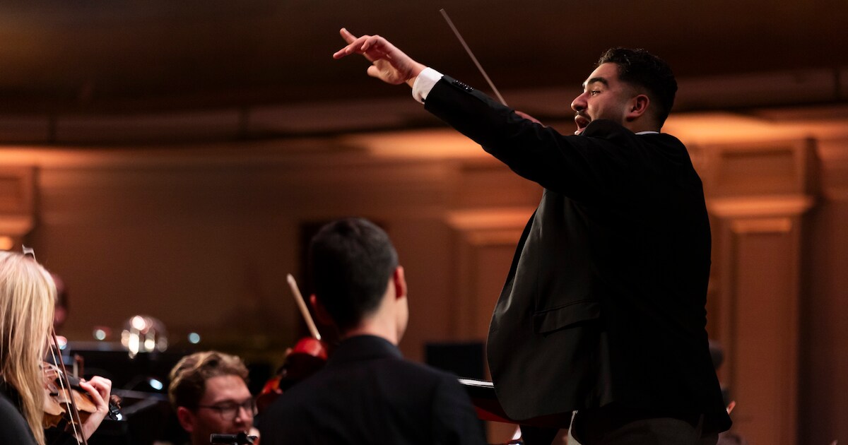 Volkszanger Ammar uit Deventer wordt dirigent in Maestro: ‘Dit is groots, man, een nieuw ...