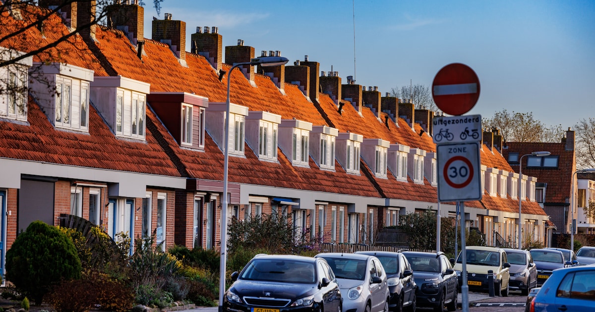 Kritische vragen over sloopplannen oudste straten Emmeloord: ‘Getuigt ...