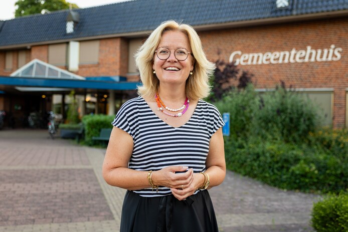 De nieuwe burgemeester van Zwartewaterland is een vrouw. ‘Ik ben ...