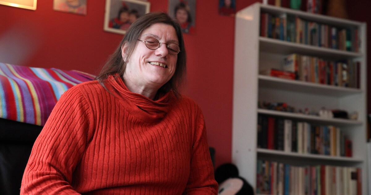 De zoektocht van Astrid (59) naar het enige lichtpuntje in haar jeugd ...