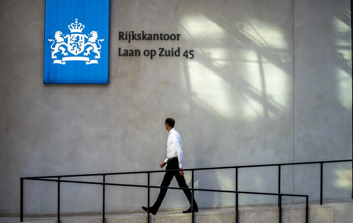 Jarenlang onderbetaald, en nu verliezen Olaf en collega’s toeslagen door Belastingdienst ...
