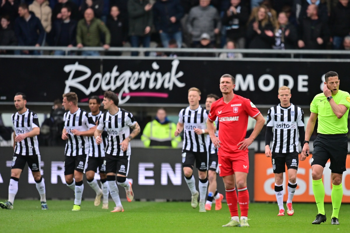Hoe dan? FC Twente weet maar niet te winnen in Almelo: ‘Het is de tijd ...