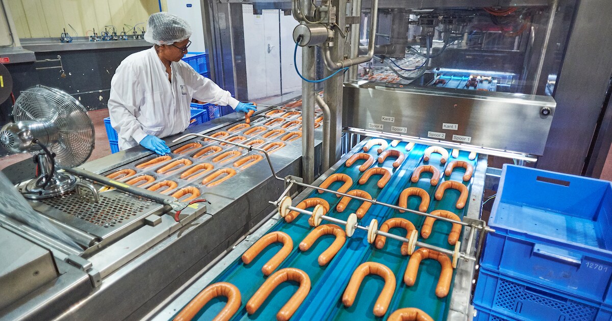 Verbod op rookaroma’s treft ook Zwanenburg en Lupack: ‘Knakworst roken ...