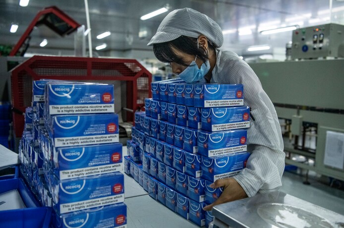 ‘Mr Jack’ stuurt verboden vapes vanuit China naar Nederland: ‘Wanneer ...