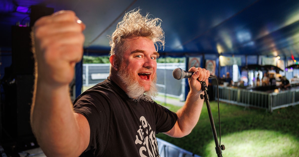 De Kouwe Makkers na jaren terug op podium: ‘Geen reünie, maar nieuw ...