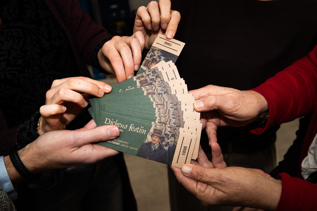 Voor het eerst moet je betalen voor het Dickens Festijn in Deventer ...