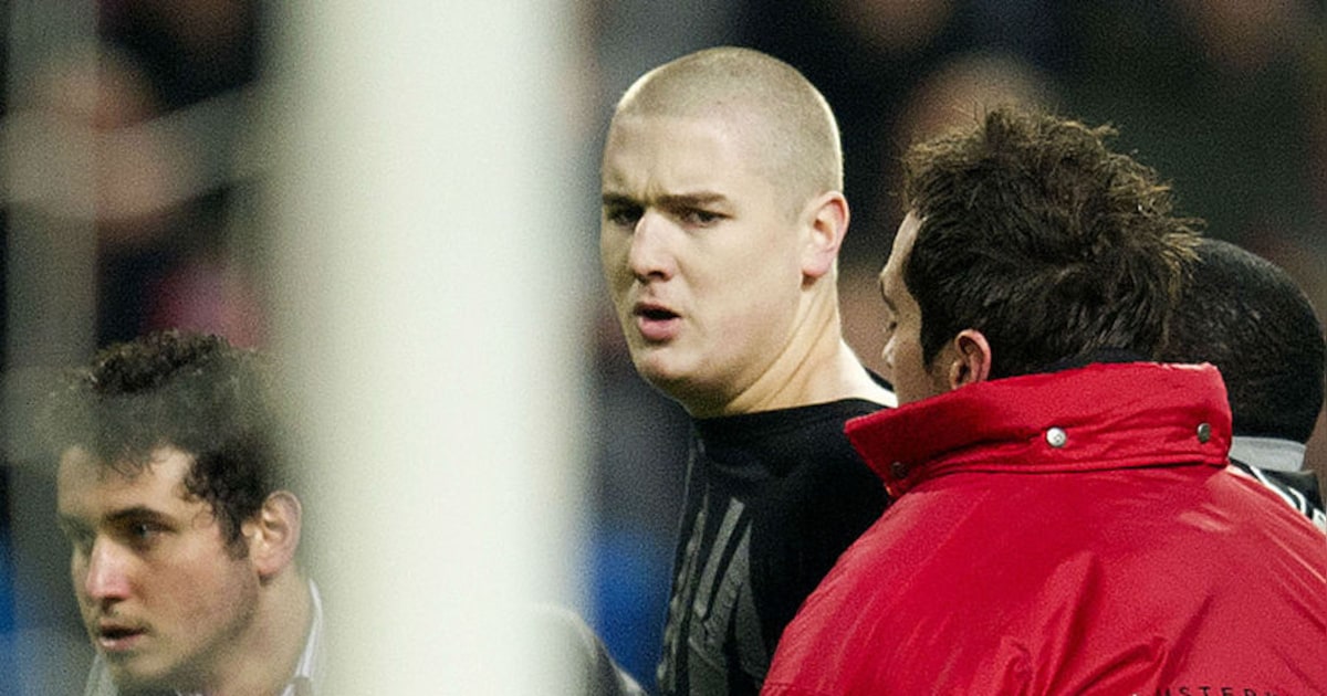 Belager Esteban krijgt 6 maanden cel | Voetbal | De Stentor.nl