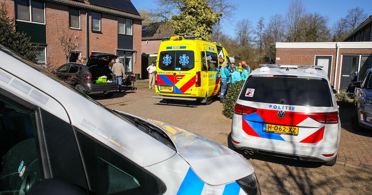 Verdachte (43) van aanval met samoerai-zwaard in Apeldoorn blijft voorlopig in de cel ...