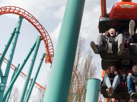 Vanwege de kou bleven attracties op tweede kerstdag dicht in Walibi ...