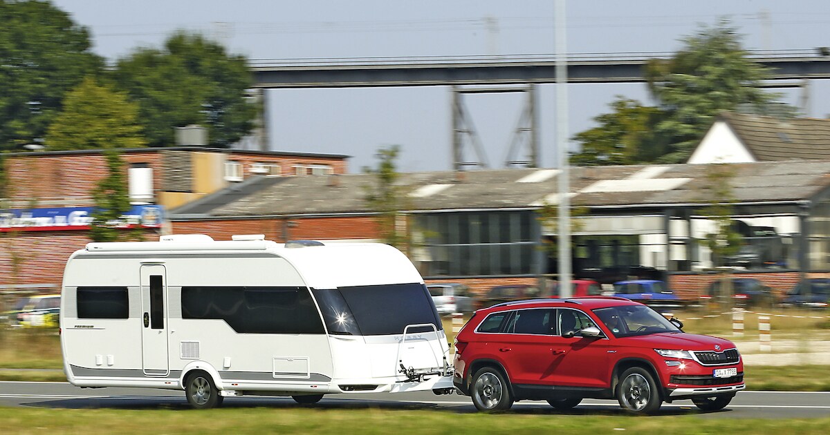 Test Hobby Premium: complete caravan met een bijzondere indeling | Auto ...