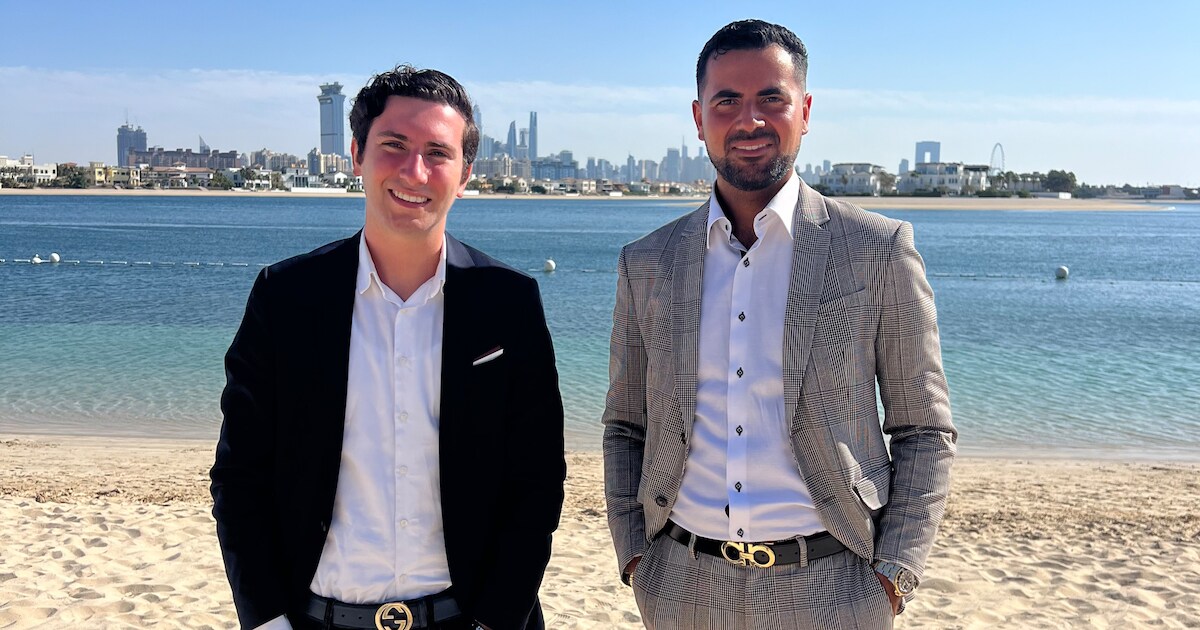 Hoe deze Twentse broers ondernemen in luxueuze woestijnstad | Enschede ...