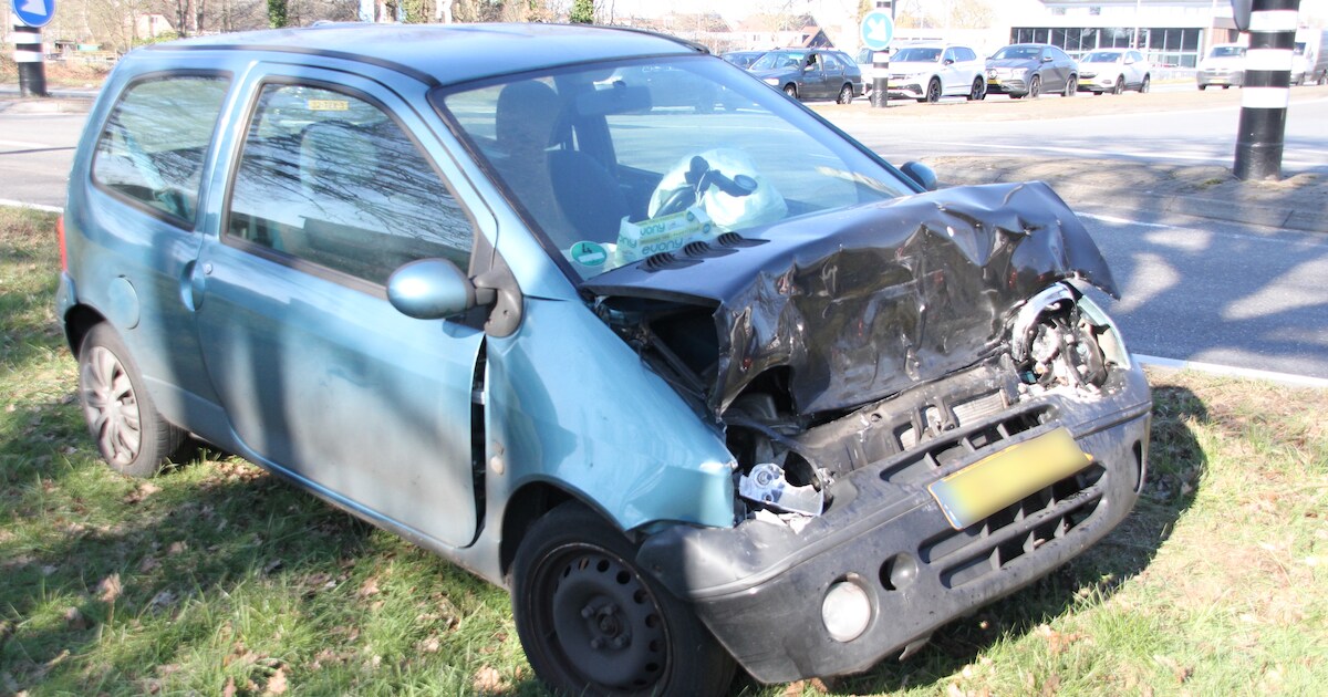 Auto’s in de kreukels bij aanrijding Raalte, kort daarop volgt nog een ...