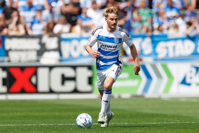 PEC Zwolle legt Graves definitief vast: ‘Voelde me hier vanaf het eerste moment op mijn gemak ...