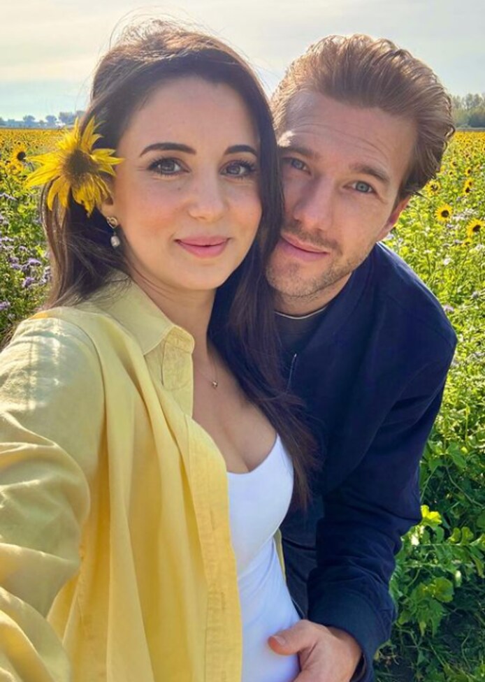 Karsu zwanger van haar eerste kindje | Show | destentor.nl