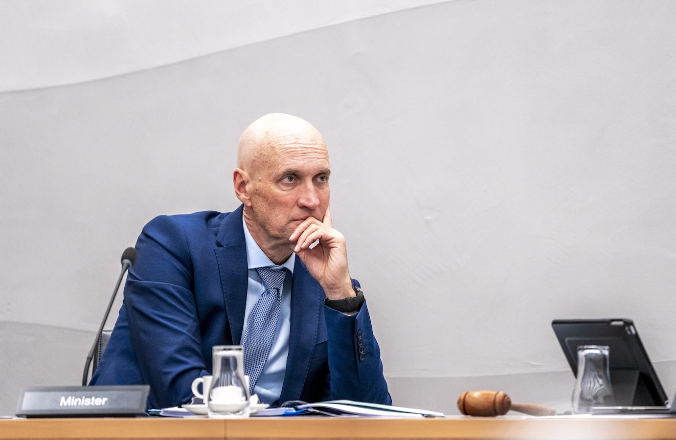 Minister Kuipers wil nieuw advies over ‘ernstige’ vogelgriep ‘naar ...