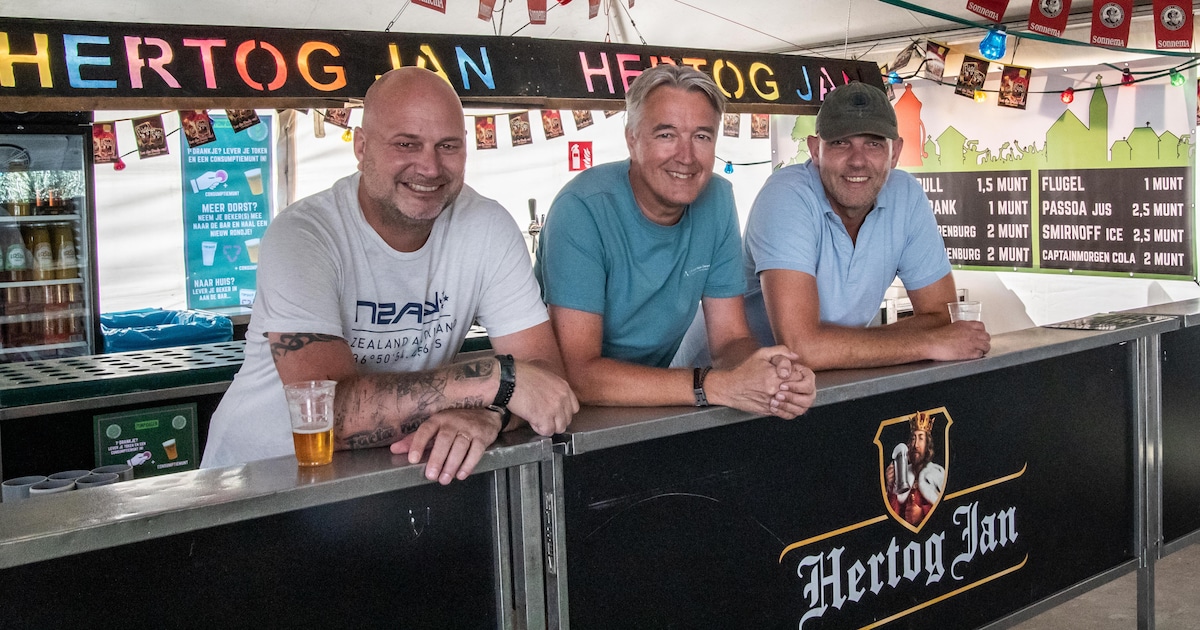 Dit ‘simpele’ onderdeel van dorpsfeest Heino is zo populair, dat je er ...