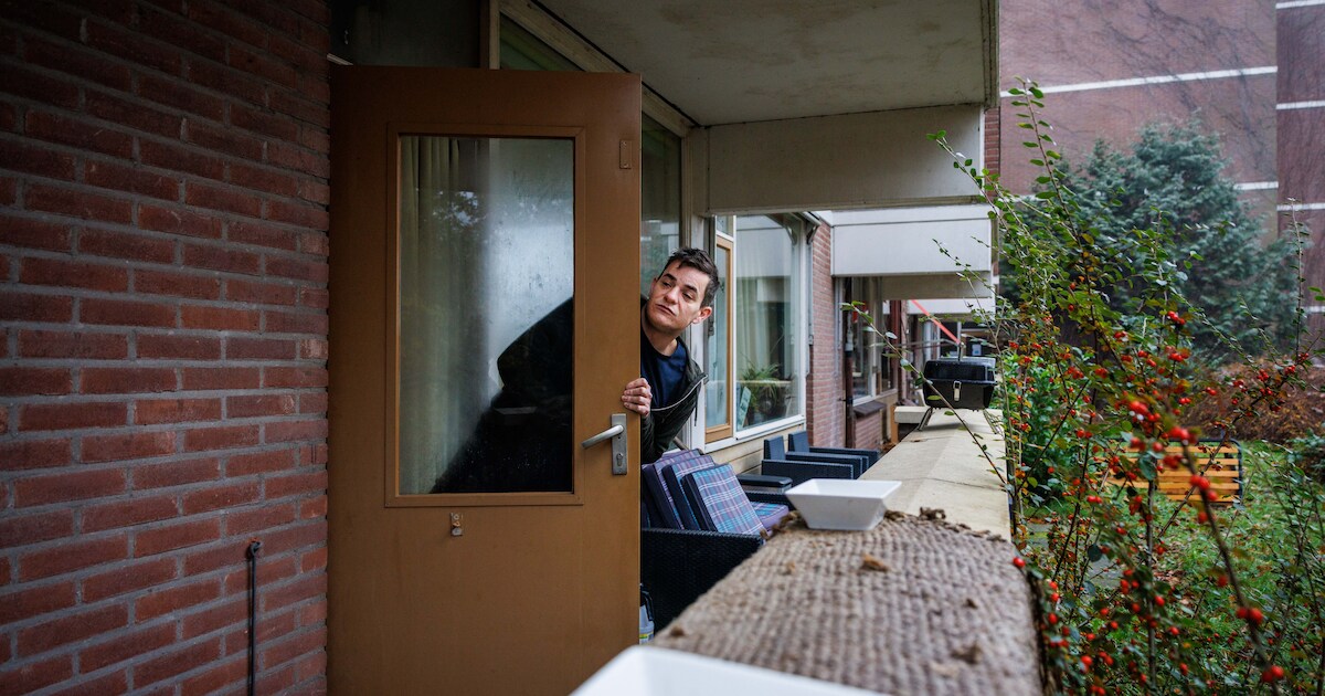 Glenn (34) moet binnen paar weken omstreden huurcomplex in Steenwijk ...