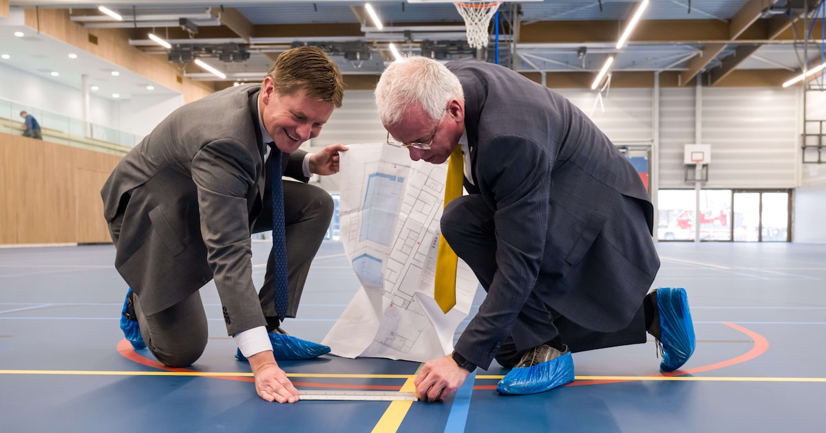 Almelo kan warmlopen voor ingebruikname sportpaleis, gloednieuw complex ...
