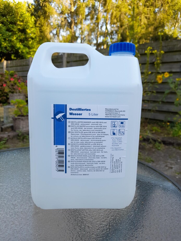 Op drie boeken na heb ik de serie van De Kameleon compleet: wie heeft ...