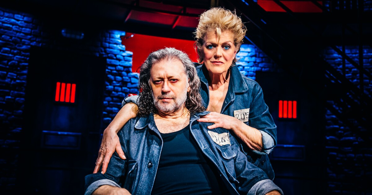 Simone Kleinsma kan verwarrende musical Sweeney Todd niet redden ...