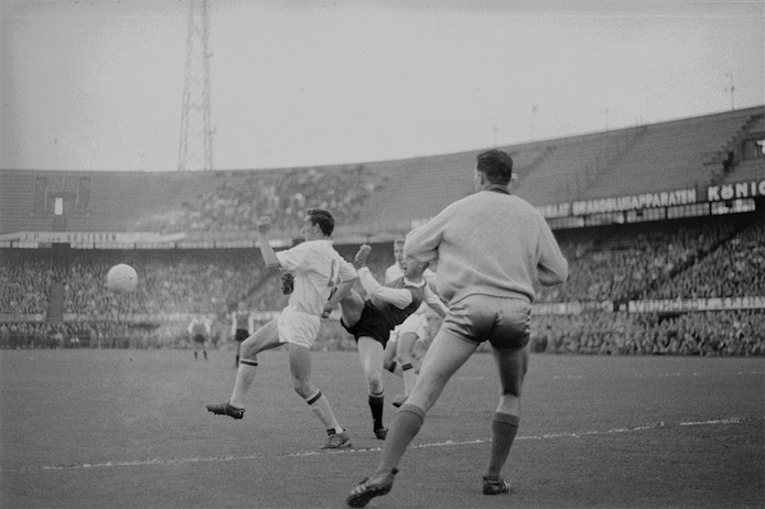 Go Ahead Eagles en de gestolen bekerfinale van 1965: ‘Die bal was ...