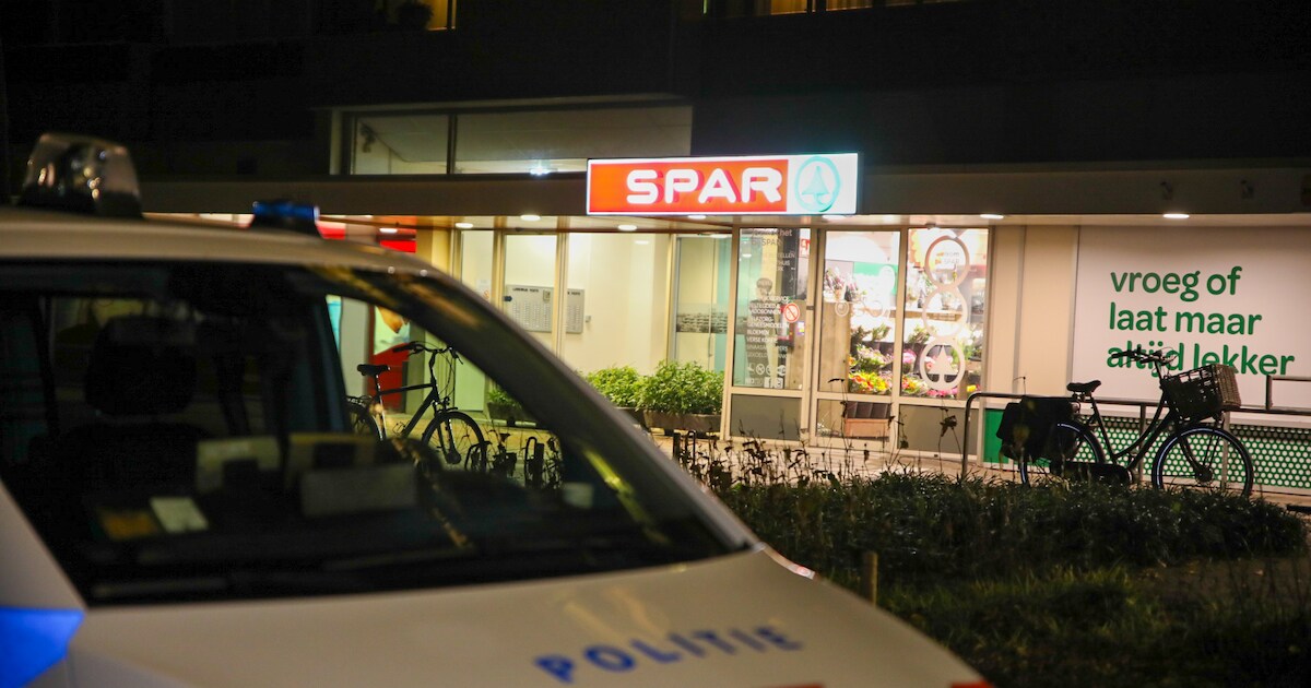 Onderzoek naar overvallengolf in Apeldoorn levert tot nu toe één verdachte op: 20-jarige man zit ...