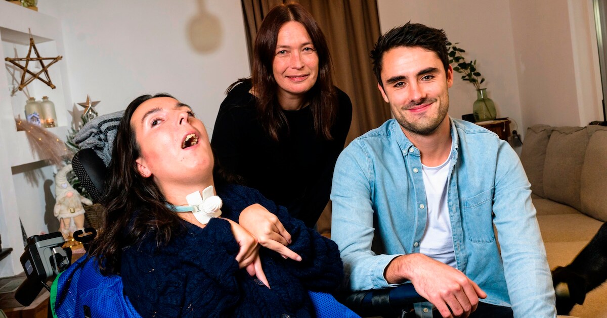 Diana (46) is dolblij met de beste vriend van haar dochter: ‘Als Diego ...