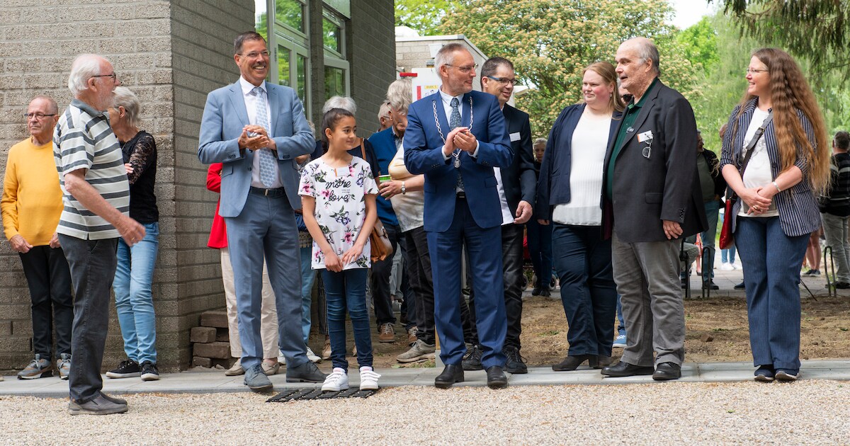 Een kijkje in de keuken van Huis van de Buurt in Vaassen tijdens open ...