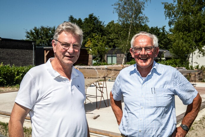 Johan en Gert loodsen zieltogend vakantiepark naar nieuw bestaan: ‘De ...