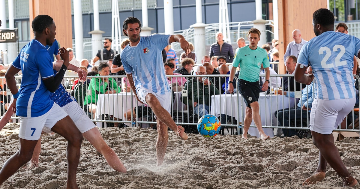 Oud-profs dáchten voor een eenvoudig potje voetvolley naar Apeldoorn te ...