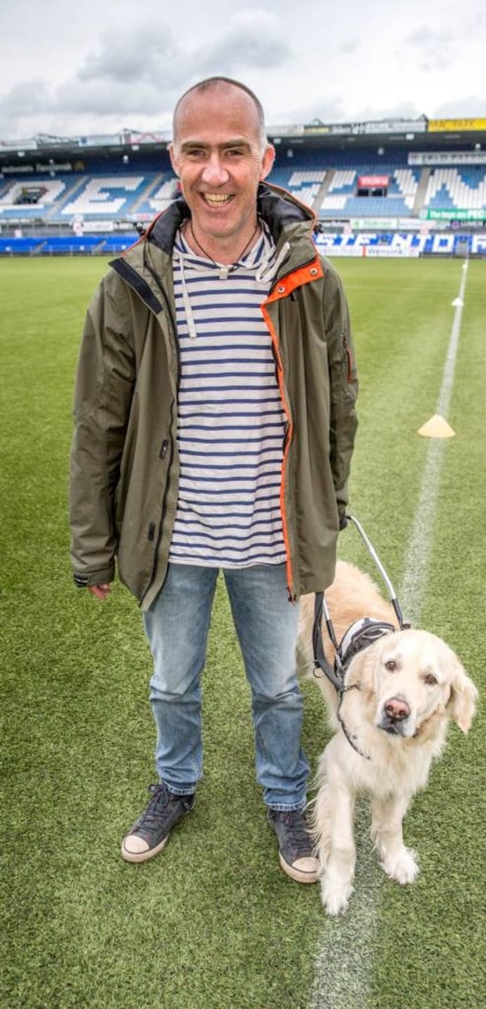 Blinde Zwollenaar Frank Maatman morgen in stadion, mét commentator ...