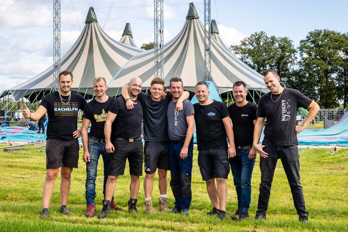 Vrienden van Kachel FM in Hoonhorst pakken uit voor de 20ste editie ...