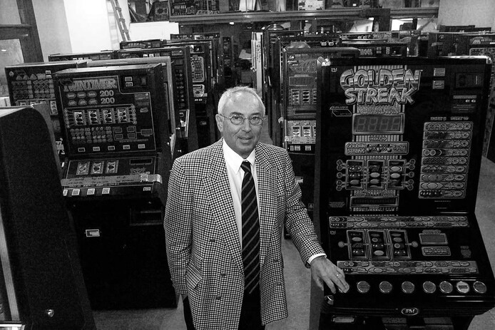 Selfmade zakenman Karel Lassche (87) overleden: een groot imperium ...
