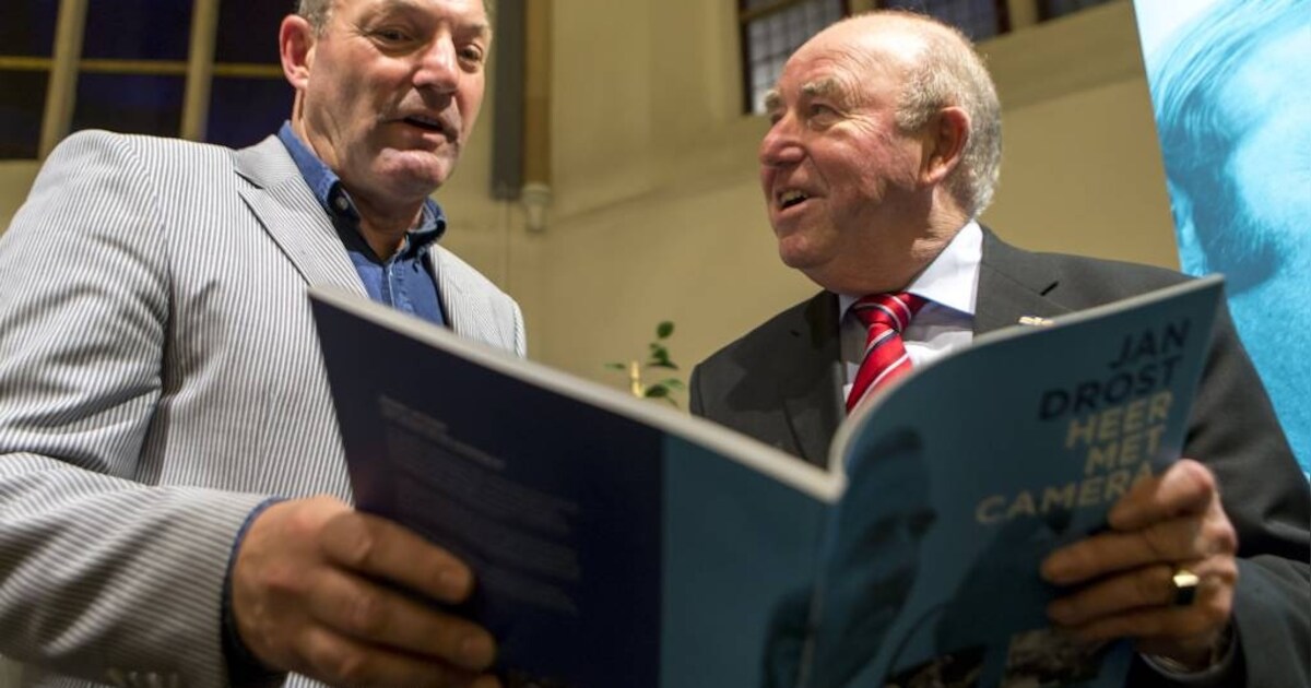 Zwolse fotograaf Jan Drost hoort bij toeval over 'zijn' expositie ...