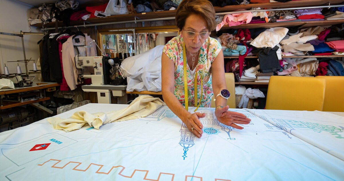 Kamper Kamerlid draagt Kamper outfit bij Prinsjesdag | Kampen | De ...