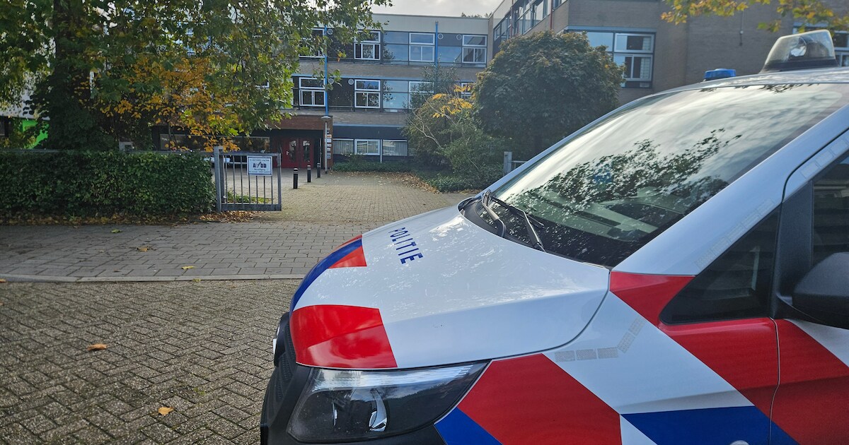 Weer dreigende situatie op een school, Dingstede in Meppel korte tijd ...