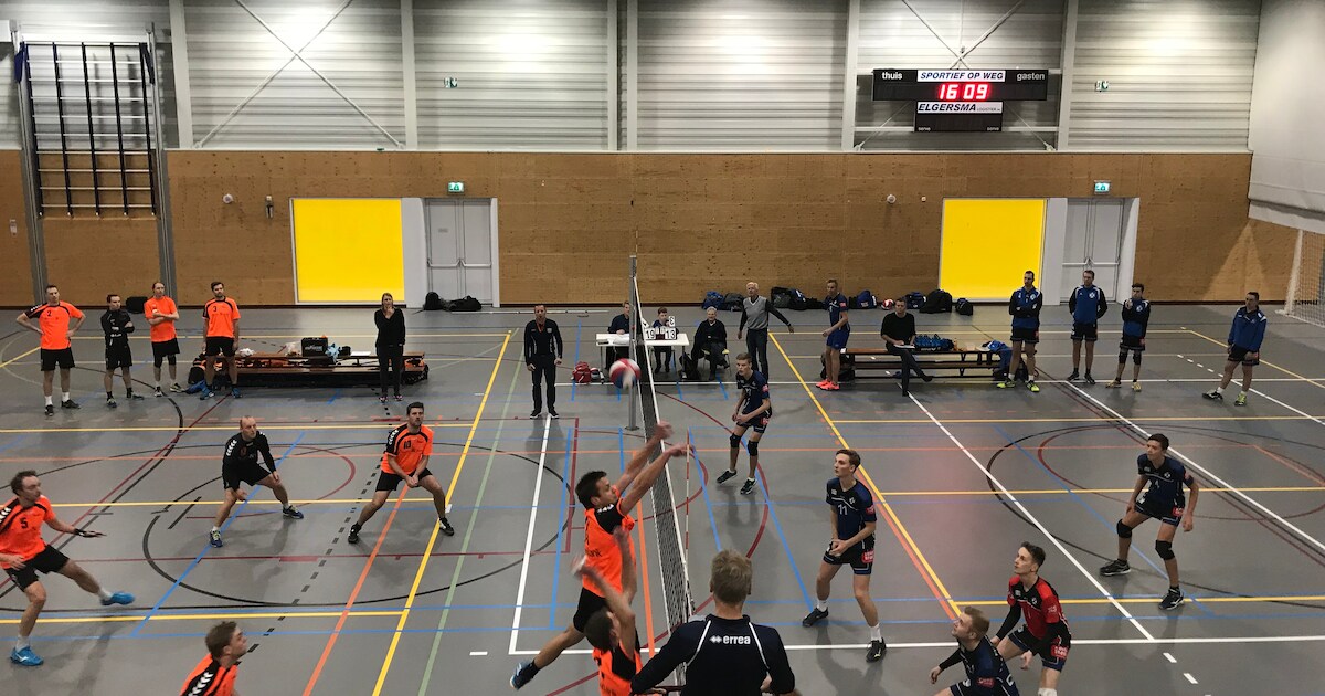 Verjongd VVH toont veerkracht tegen concurrent | Regiosport | destentor.nl