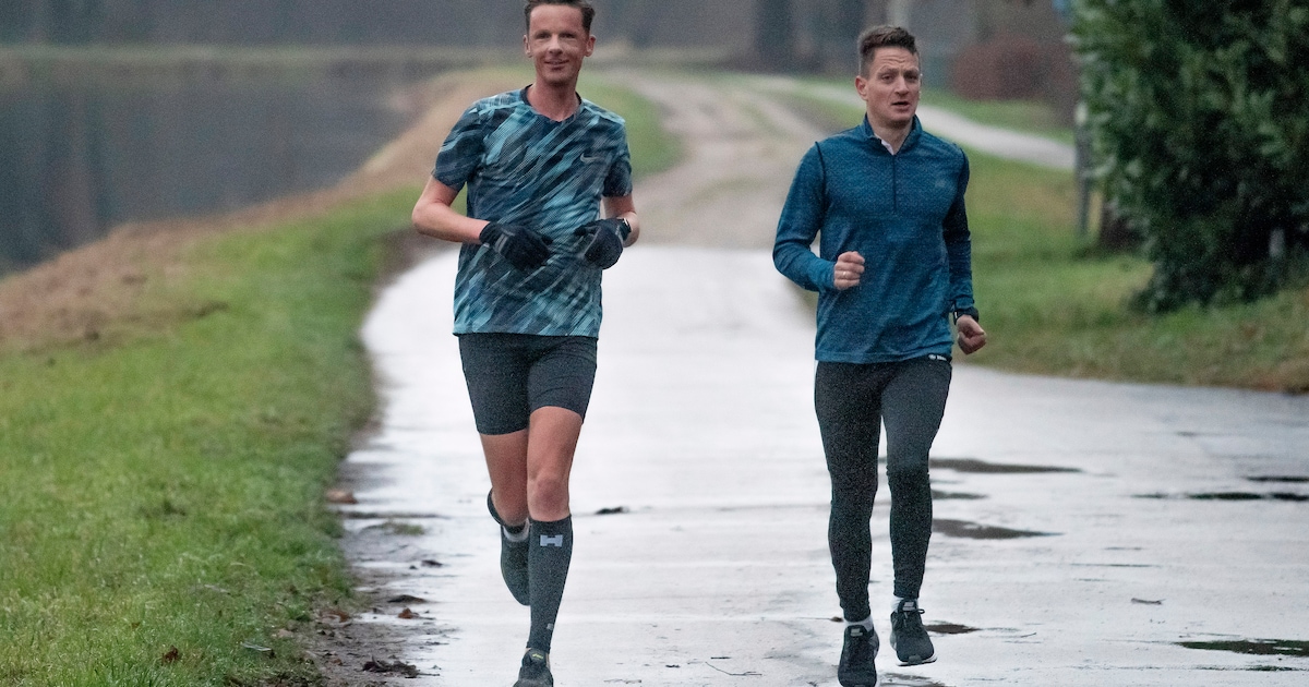 ‘Monstermarathon’-man Remco (44) uit Raalte flikt het en komt na 500 ...