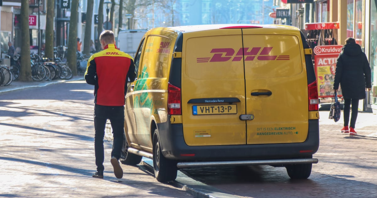 Stelling | DHL-bezorger moet op stoep en fietspad kunnen parkeren (net ...